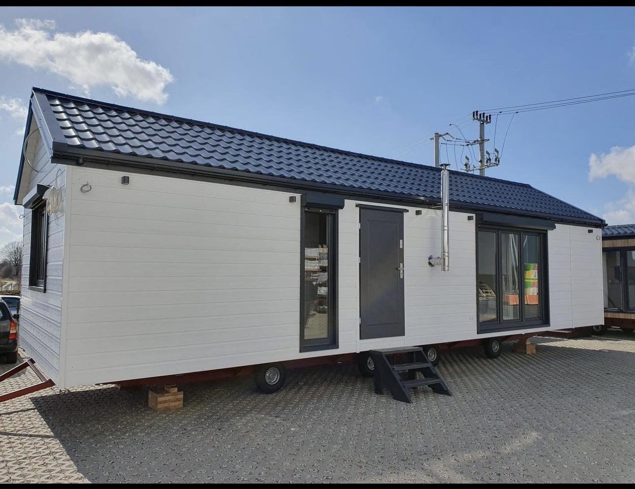 Casa Móvel Reale II 12x4m | Salamandra Pellets & Telhado 30° - CASAS ...